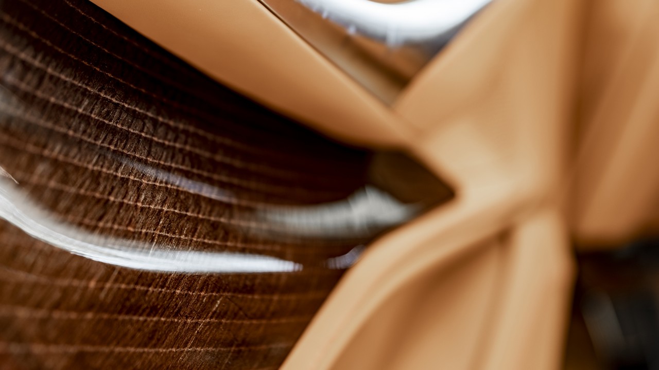 DBX - Aston Martin - Cito